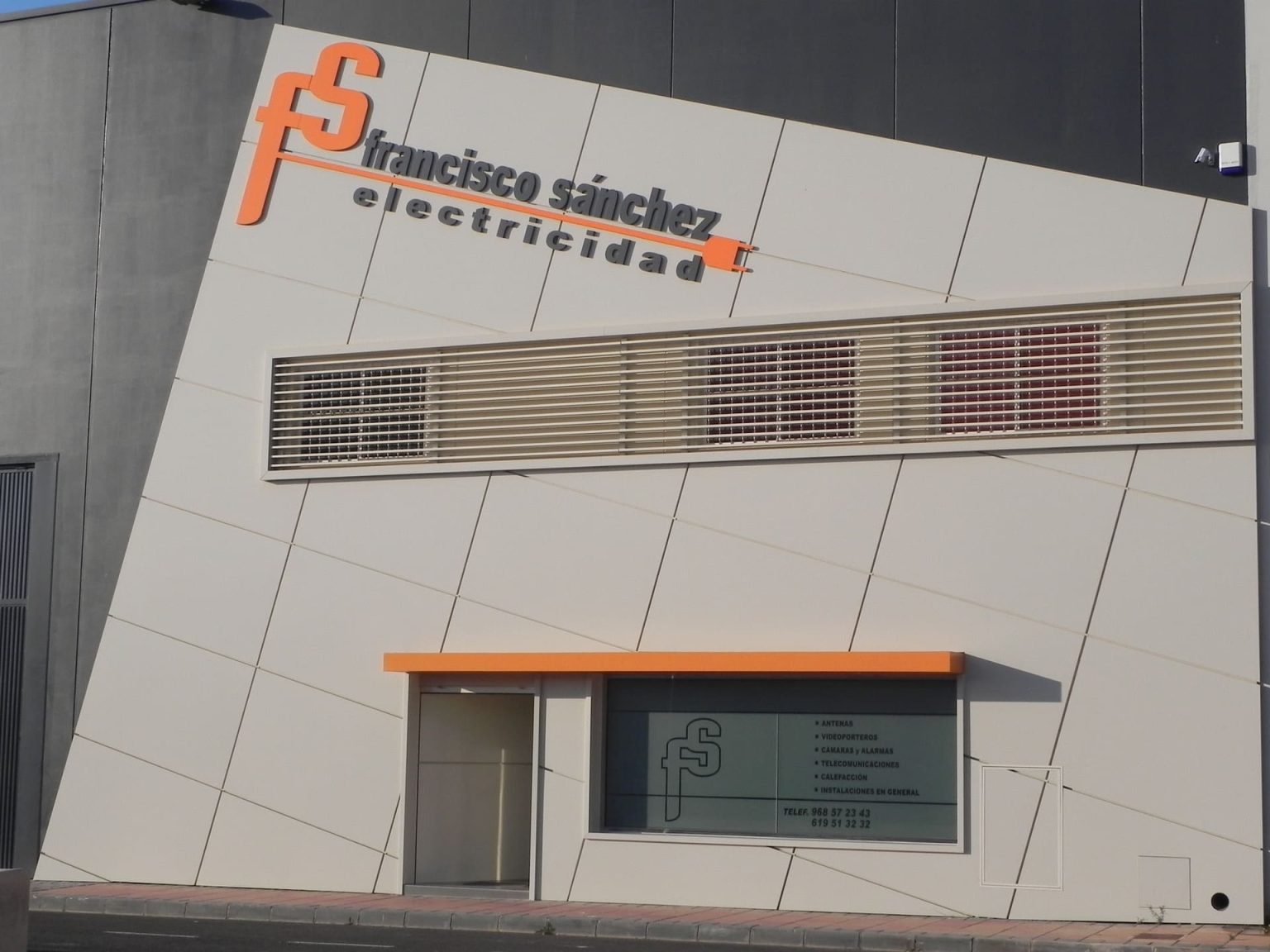 Nosotros - Francisco Sanchez Electricidad